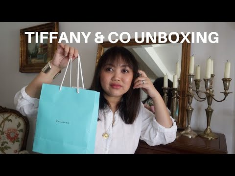 Tiffany & Co Unboxing - Elsa Peretti Bone Cuff