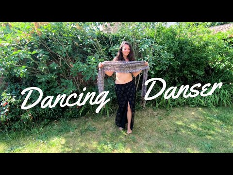Another language, DANCING - Une autre langue, DANSER