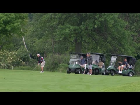 NFL Hall of Famer Mike Munchak Hosts Annual Golf Event with Eagles Coordinator Vic Fangio