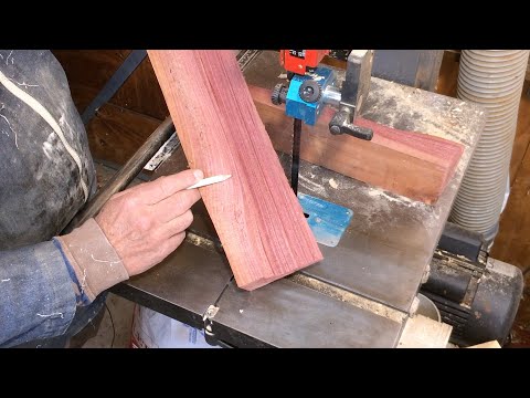 Richard Raffan turns juniper firewood into spatulas and tiny bowls.