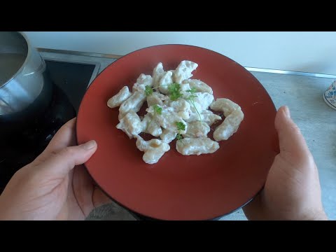 Miltiniai Eziukai -- Lithuanian "hedgehog" flour dumplings