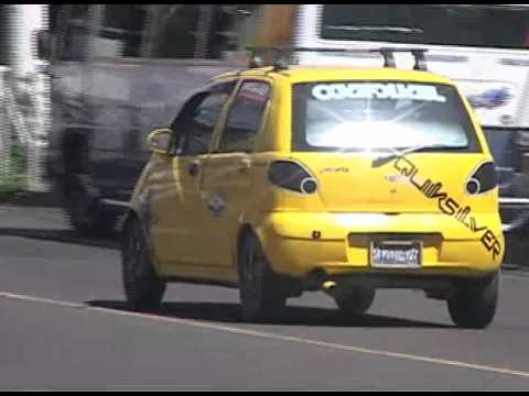 TAXIS VS TAXIS PIRATAS