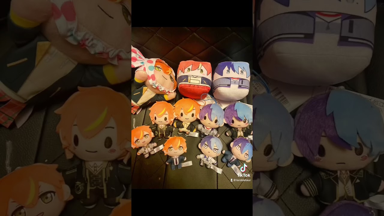 Unboxing Akito and Toya Project Sekai Plushies