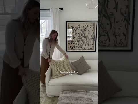 My interior designer tip for styling your pillows: go casual! #homedecor