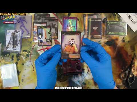 Opening a 2nd pack of 10-yuan SCP Foundation trading cards