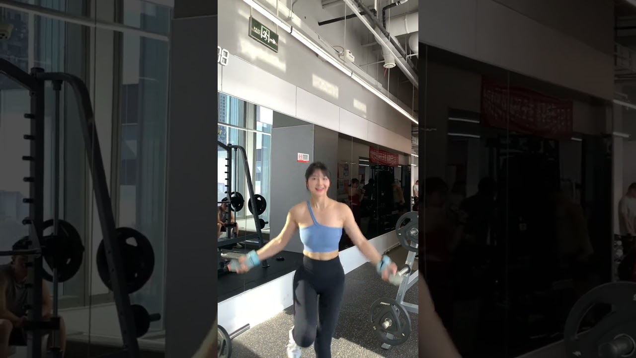 Hold or Scroll? #GirlPower #Fitness #shorts