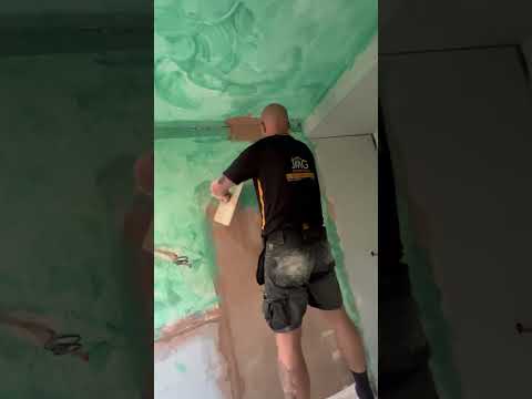 Perfect timing 😂 #plastering #renovations #uk #media
