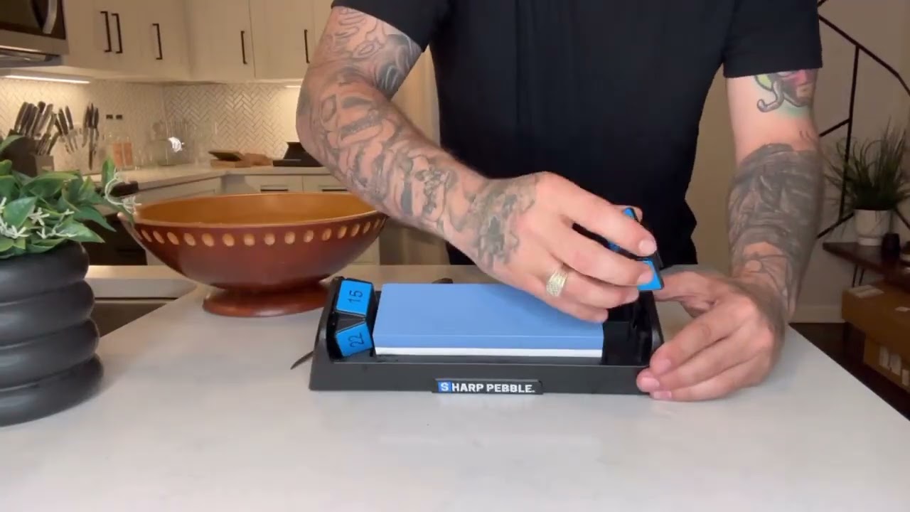How to use Sharp Pebble Whetstone Knife Sharpener review