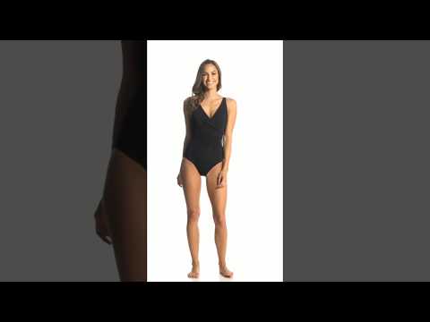 Jets Swimwear Australia Jetset Underwire One Piece Swimsuit (E/F Cup) | SwimOutlet.com
