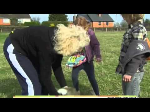 DARIUS GUINNESS WORLD RECORD BIGGEST BUNNY 2012