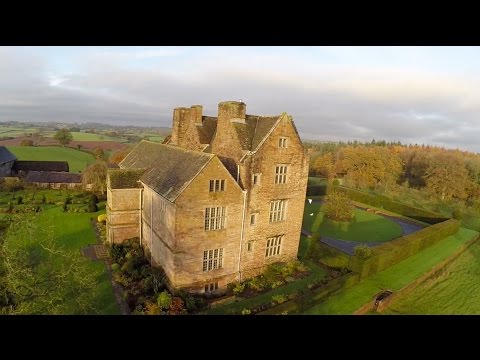 English Country House