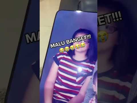 SPILL FOTO KELUARGA YANG ADA DIATAS ITU?! 😂🤣 DUH MALU BANGETT! WWKWK #shorts #keluarga #foto