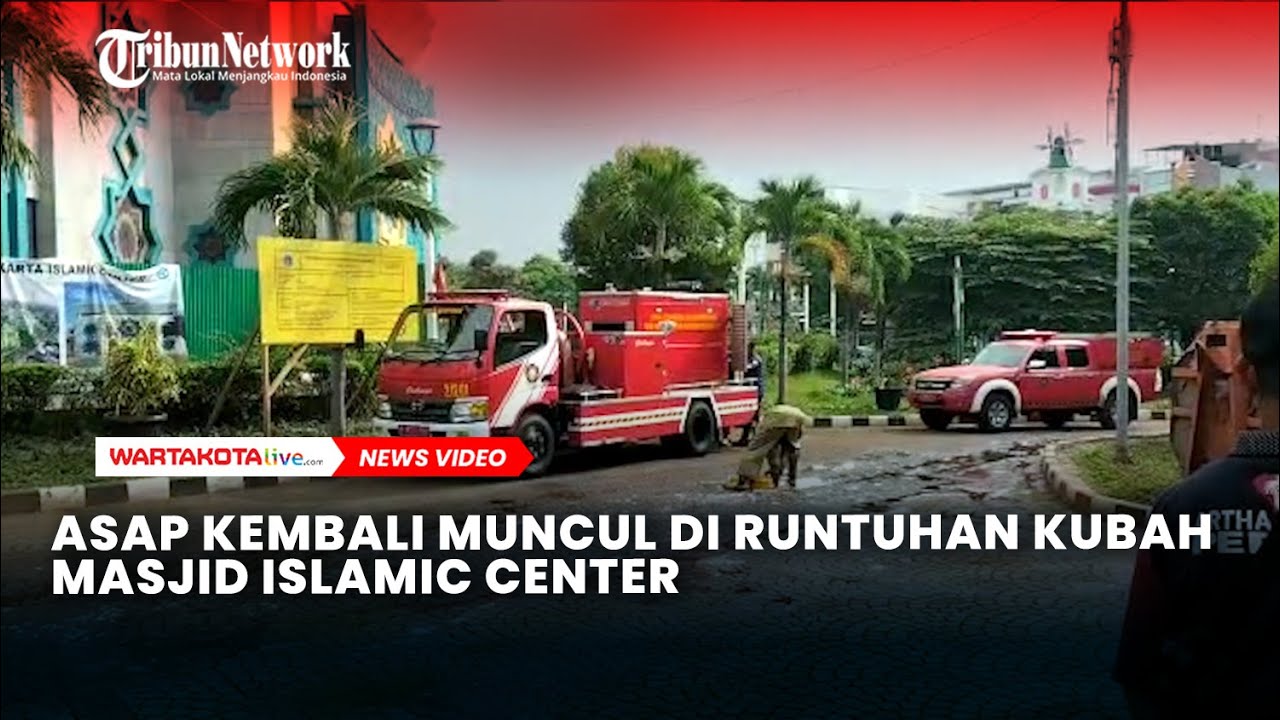 Asap Kembali Muncul di Runtuhan Kubah Masjid Islamic Center