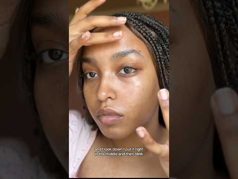 HOW TO PUT IN CONTACTS EASILY!! 👀 #makeup #contacts #contactlenses #contactlens