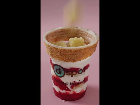 D Spot's Smashing Strawberry Sundae🍓💥