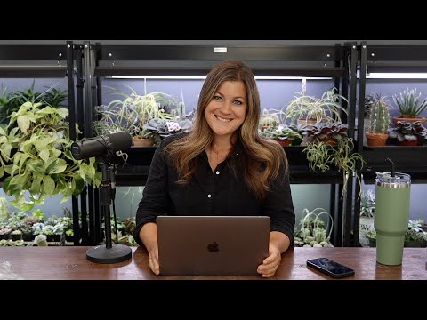 Does Mulching with Compost Help with Weed Suppression? // Trees Planted in the Pasture? // Recap 🌿