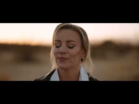 Lisa Crawley Drops a Music Video for her “What You Can Do” Song