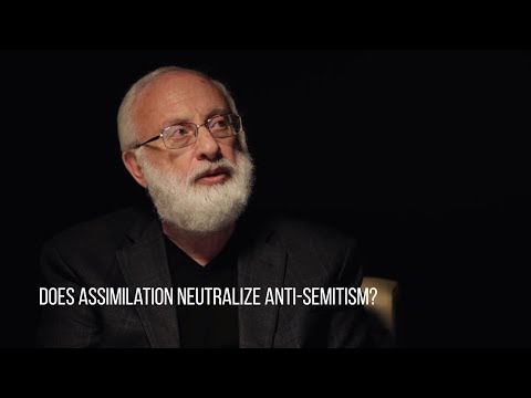 Does Assimilation Neutralize Anti-Semitism?