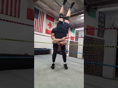 Straight Jacket Pile Driver by Slice Boogie #prowrestlingschool #santinobros