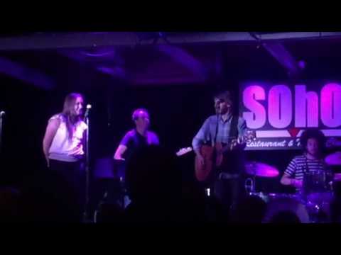 Sitting in with Glen Phillips | Sean McCue