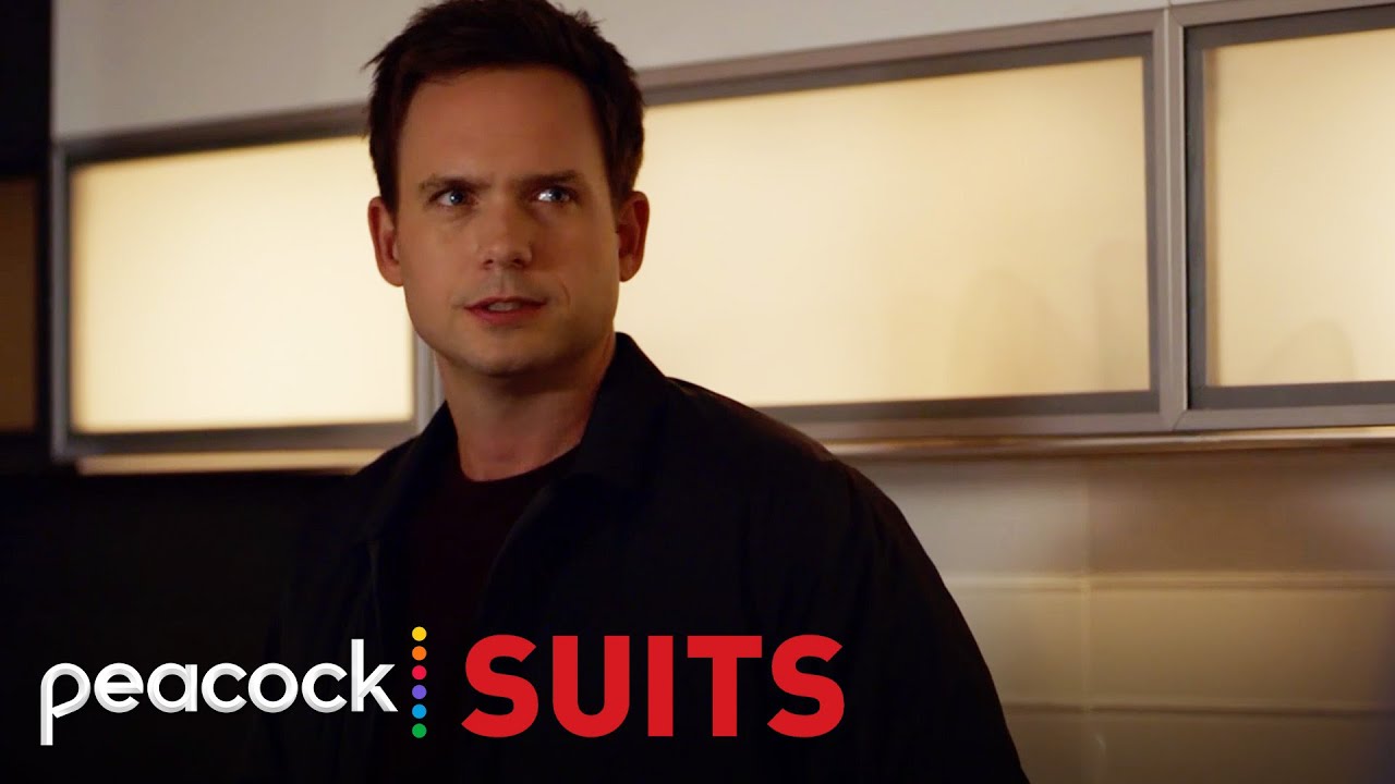 Mike Returns to Take Harvey On | Suits