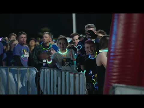 VIDEO – LIGHT NIGHT GLOW RUN