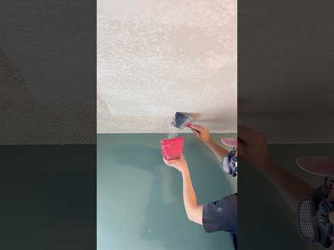Tutorial cepat untuk menghilangkan langit-langit popcorn bebas asbes dan menciptakan langit-langit halus!