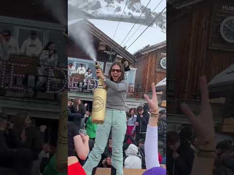 the best apres ski i've ever had in my life #apres #meribel #courchevel #skiing #europe