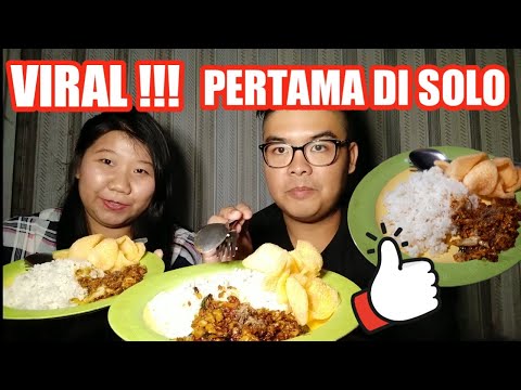WISATA KULINER MALAM DI SOLO | NASI TELOR PERTAMA DAN TERENAK DI SOLO