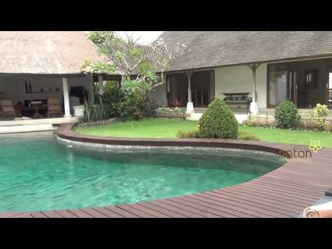 Villa Damai Kecil in Seminyak Bali