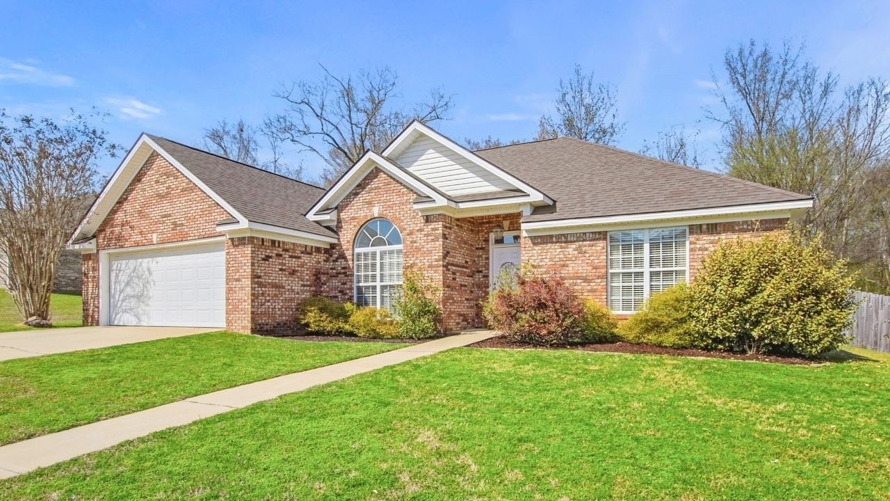 **Ridge Haven** 1910 Collier Way Tuscaloosa, AL 35405 - Chris Hewett, KW Tuscaloosa (Long Version)