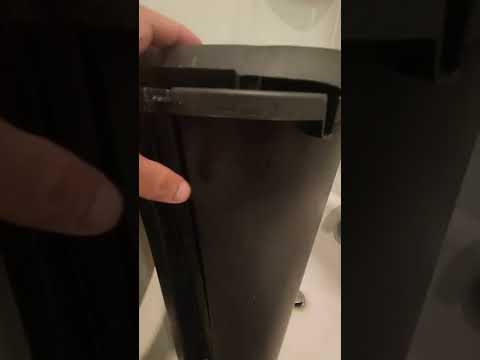 REVIEW:👍Hefty trash can, lockable step on