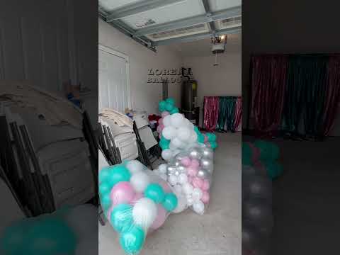 Transforming this garage #short #shorts #ytshort #balloons #balloondecorationideas #lorenaballoons