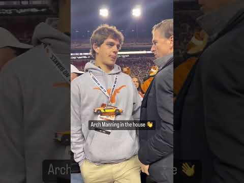 Arch Manning pulls up to the Texas vs. TCU game π