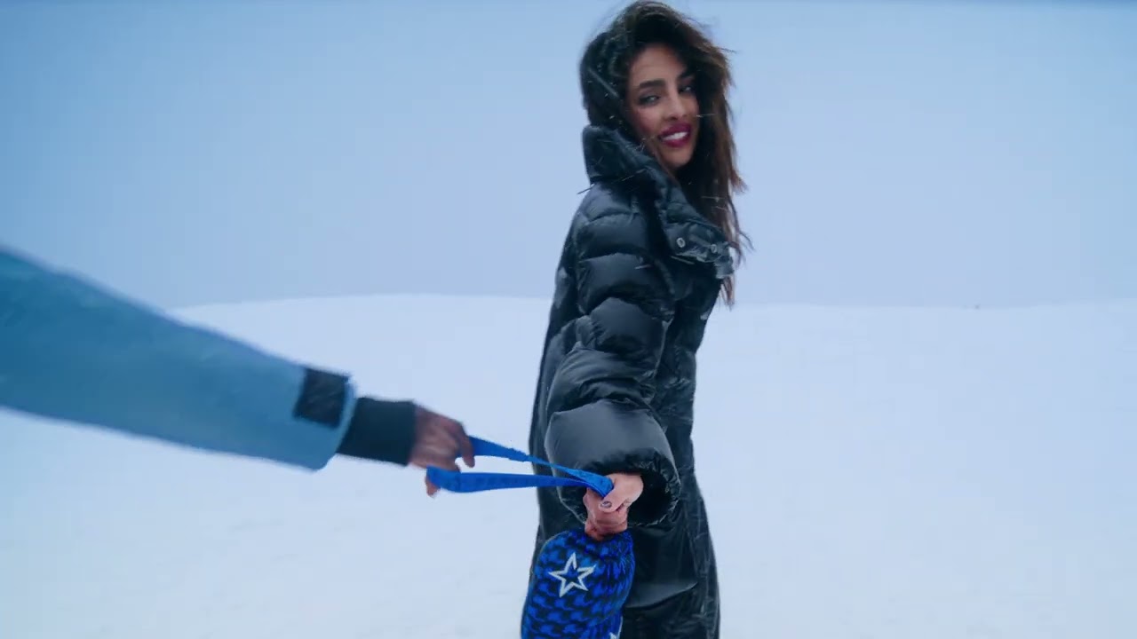 JOHNNIE WALKER BLUE LABEL ICE CHALET