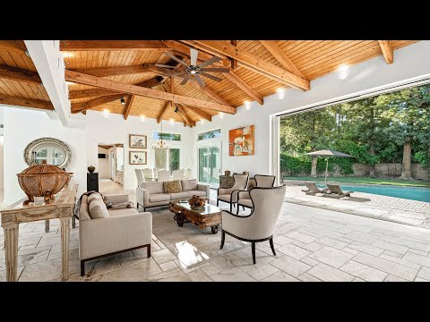 Beautiful French Transitional home in Rancho Mirage!