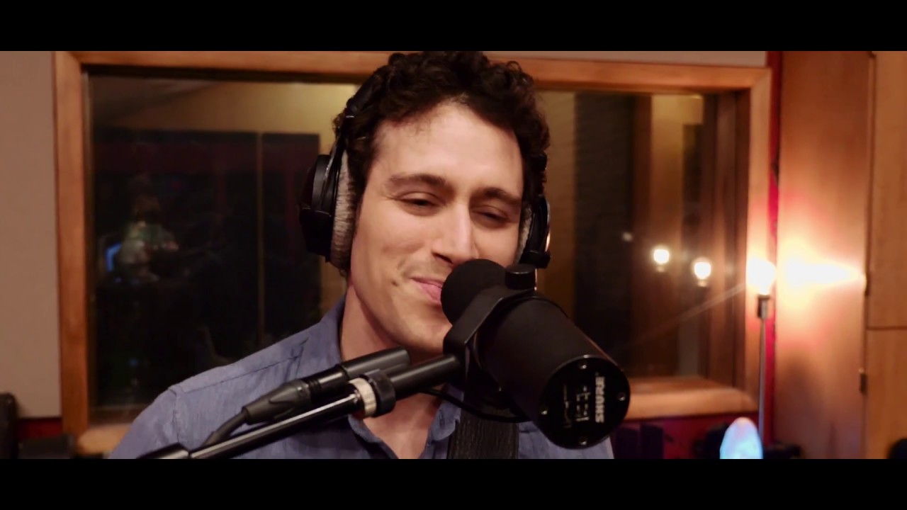 Hire Sam Hammerman - Singing Guitarist in Manchester, New Hampshire