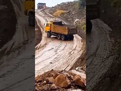 Driving went wrong #truckdriver #offroad #atrangicarkur #ytshorts #shorts #truckdriver #risk