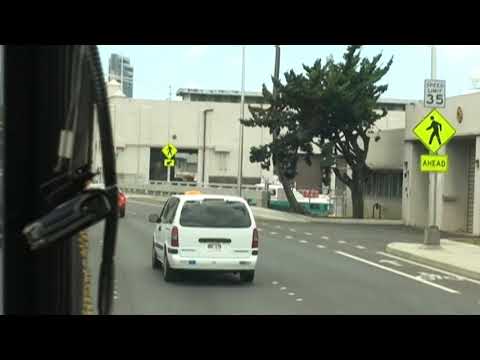 Airport bus from Honolulu Airport to Waikiki Beach hotels 2007