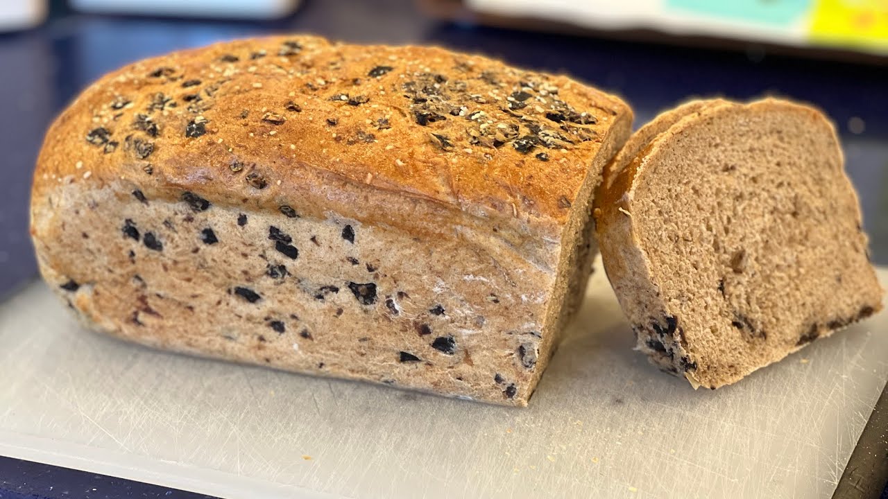 Ellen’s Bread Machine Olive Bread