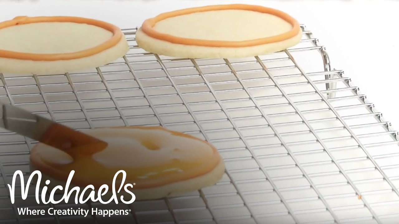 Icing Cookies | Bakeware Basics | Michaels
