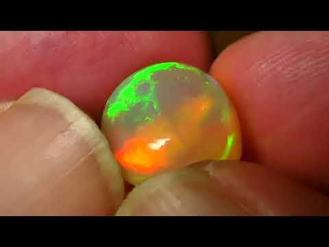 6.65 cts – Top Class Vivid Neon Broadflash Pattern Transparent Crystal Welo Opal!