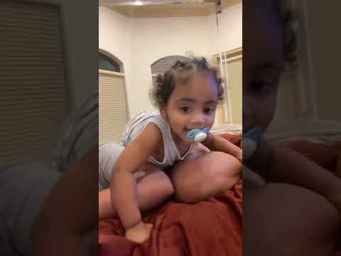 Jaliyah And Londyn Fight Over Funny Mike Attention #Shorts