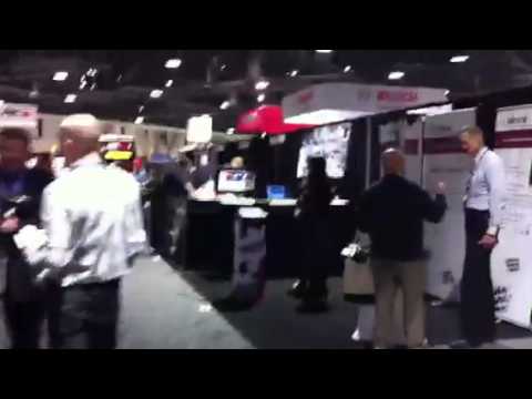 UMA EXPO floor