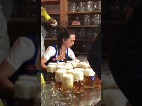 Oktoberfest Heroes: Andrea