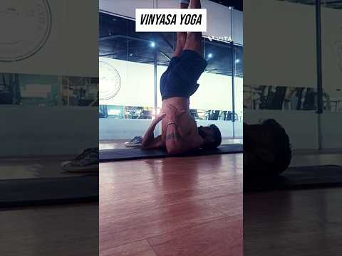 π§ Vinyasa Yoga #youtubeshorts #yoga #exercise #fitness #trendingshorts #viralshort