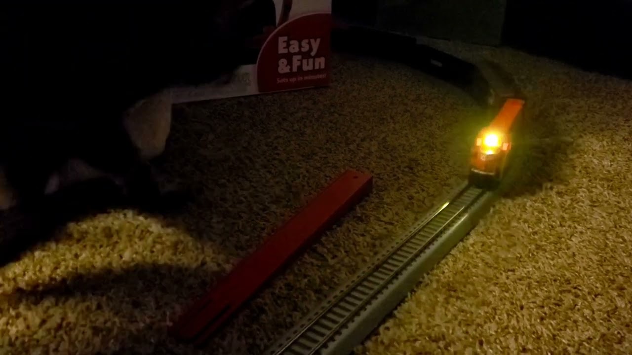 Walthers Trainline Flyer Express test run