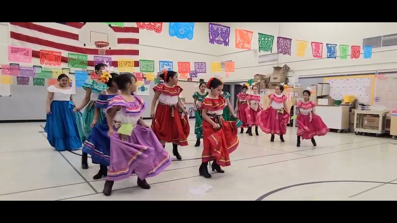 Baile Folclórico/Día de las madres/Isabella❤️