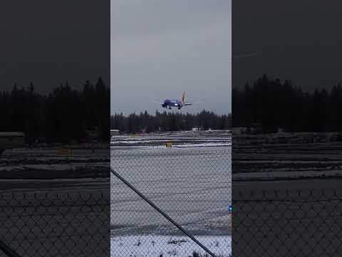 Southwest Lands Spokane WA Airport After Snow Storm! Jeff Parker @pyro8455 #shorts