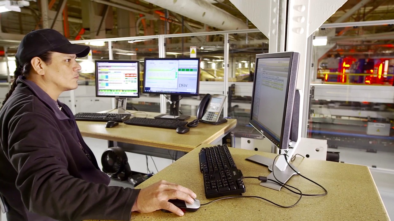 From Zero to Full Automation: Sortation Transforms DSW's Retail Replenishment